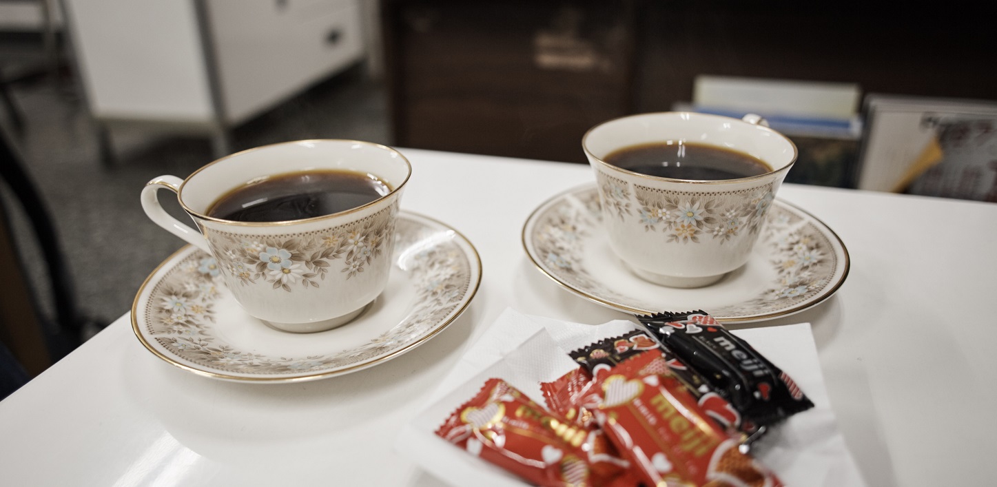 【下北沢囲碁会館】気さくな席主が運営する老舗碁会所 | GOMARU